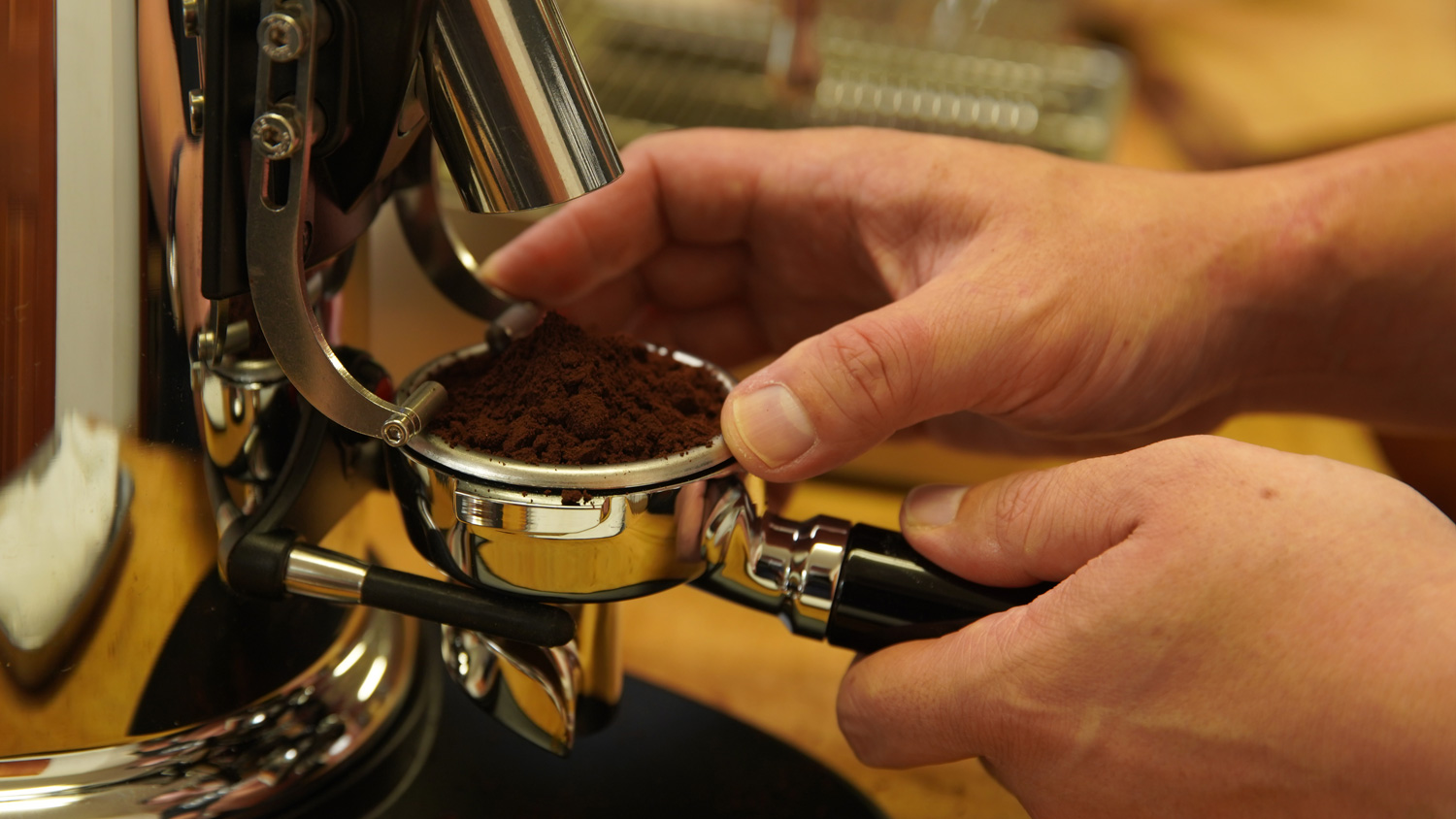 ROSTROについて | ROSTRO（ロストロ）